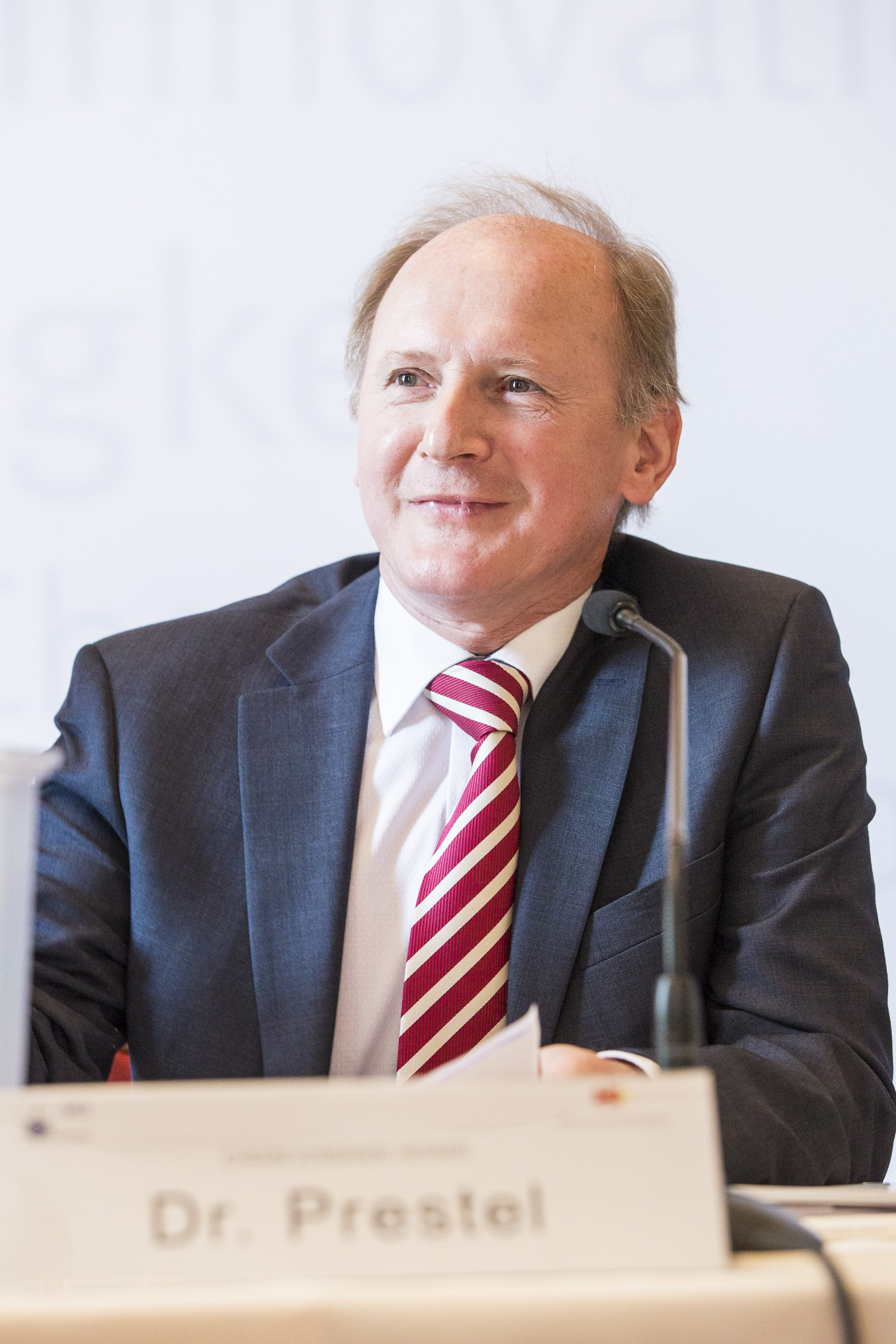 Chemieverbände Hessen für offene Märkte und mutige Innovationspolitik ...